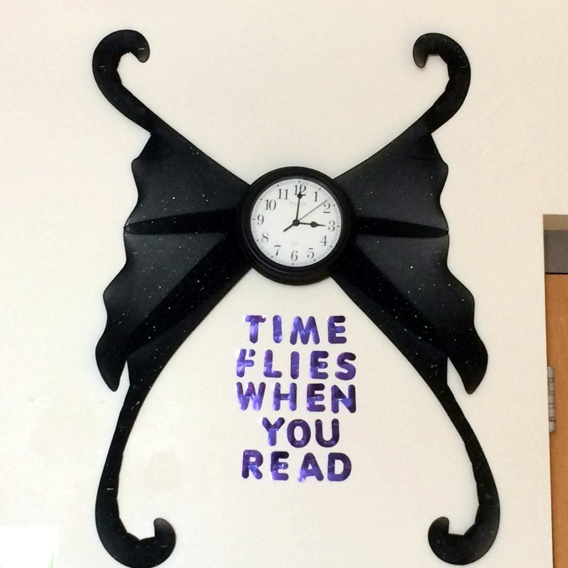 16-classy-decor-ideas-for-your-secondary-classroom-reading-and